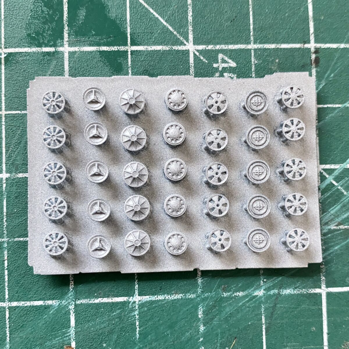 Hubcaps (35) – miniprints